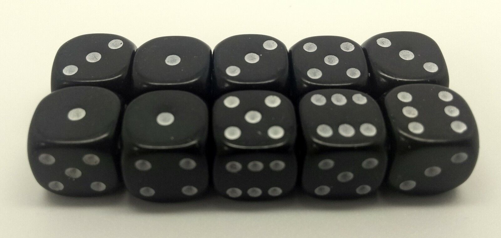 Smooth Rolling Rounded Edge Dice Pack Of 10 Standard 14mm Dice - 5 ...